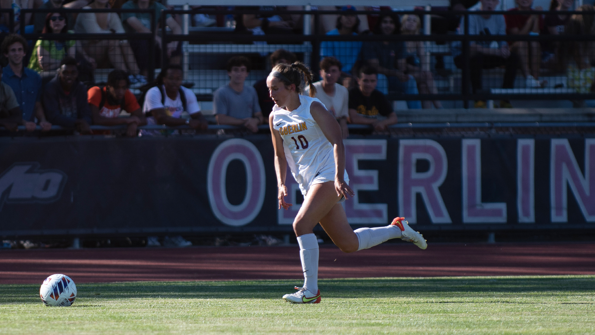 Benway Earns NCAC Athlete of the Week Honors - Oberlin College Athletics