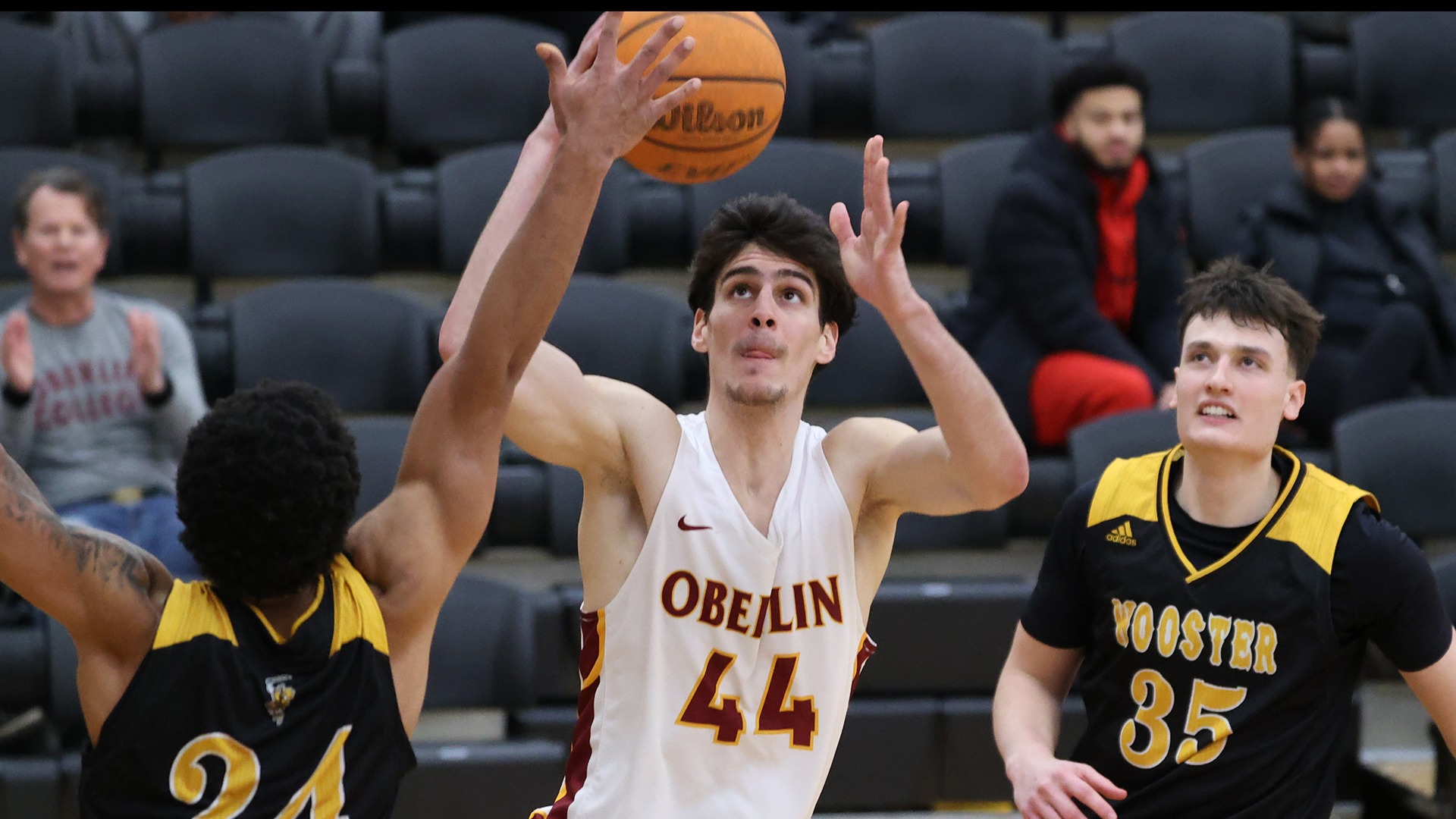 Men’s Basketball Rolls at Hiram - Oberlin College Athletics