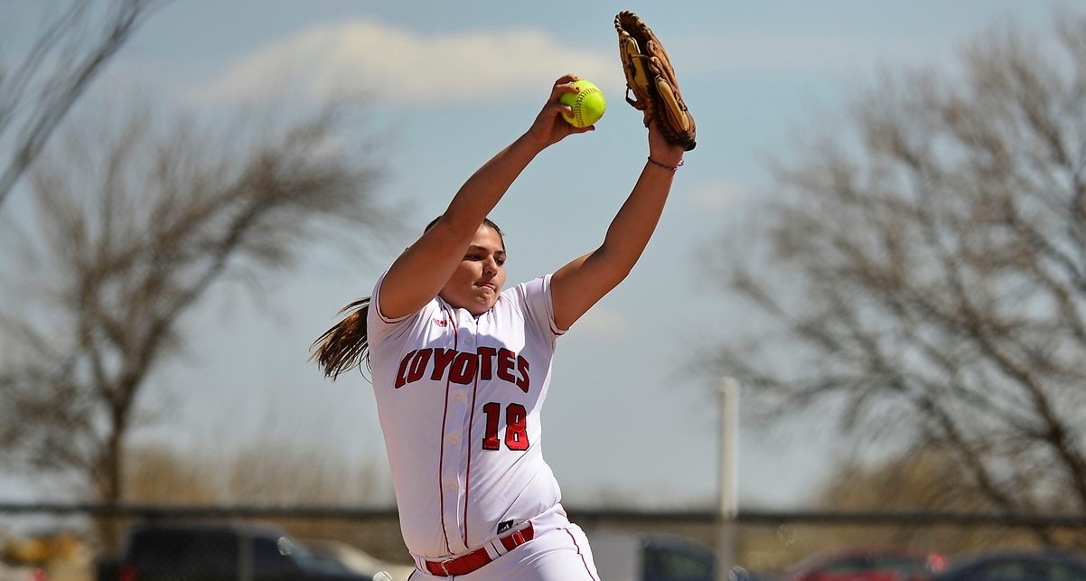 Rachel Cue - Softball - University of South Dakota Athletics