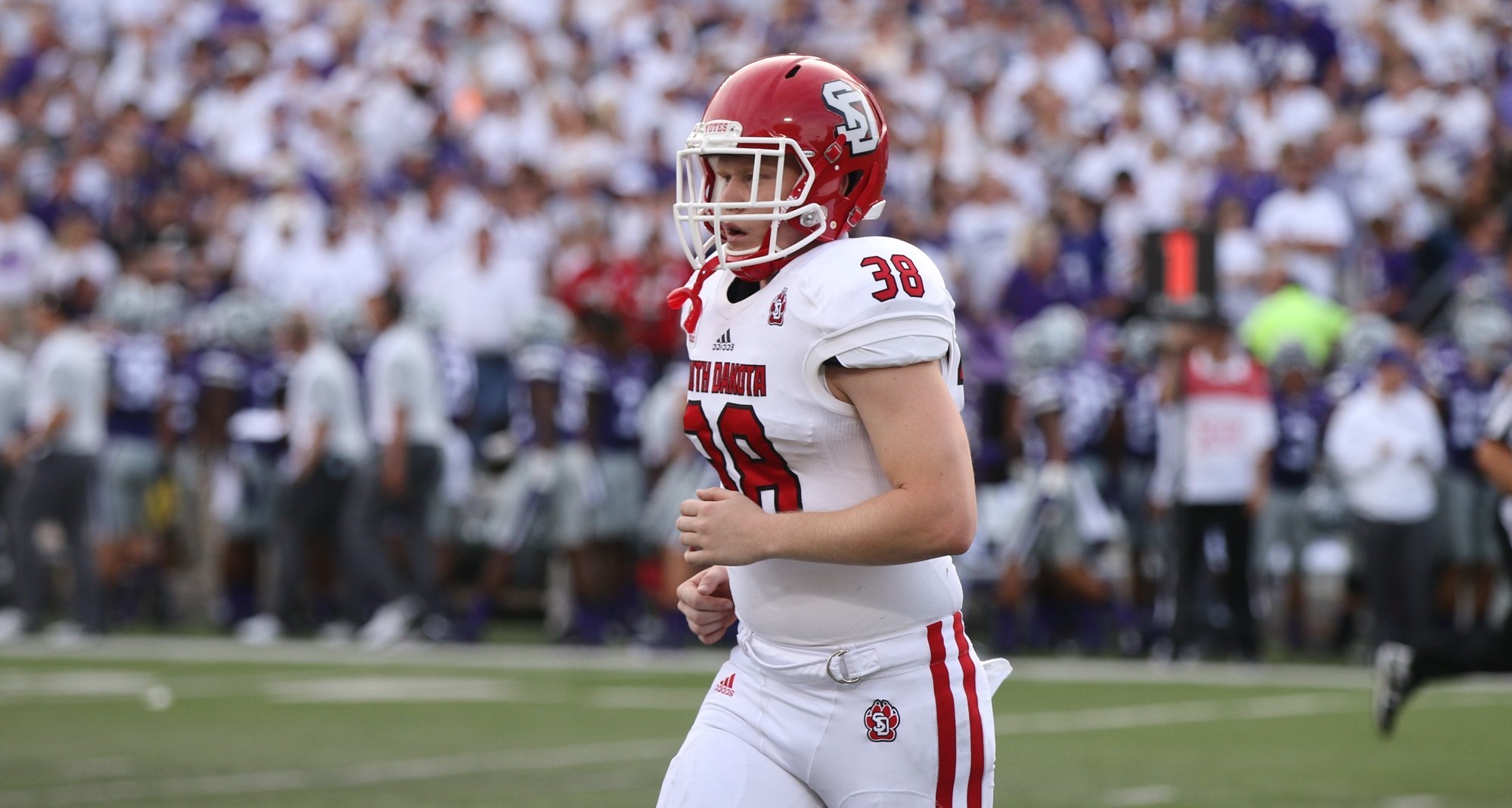 Brandon Godsey - Football - University of South Dakota Athletics