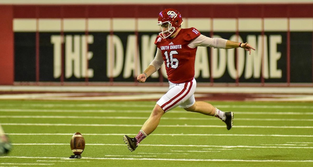 Miles Bergner - Football - University of South Dakota Athletics