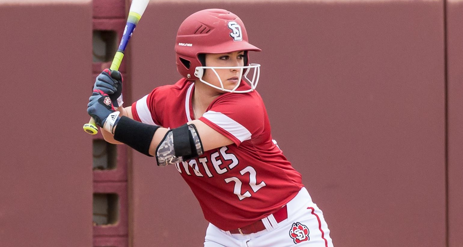 Erica Limon - Softball - University of South Dakota Athletics