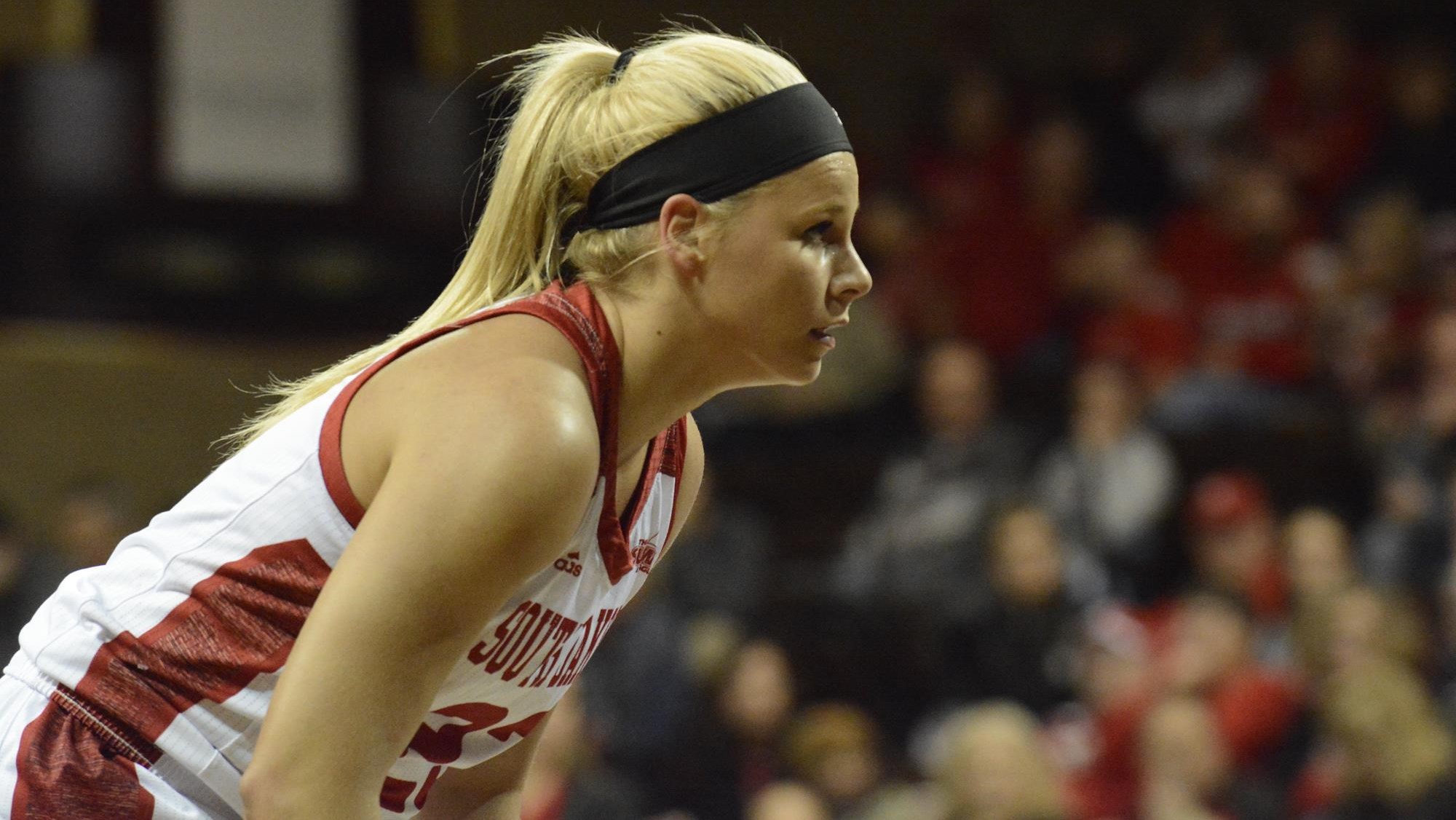 Coyotes take on Lady Griz in the Rockies - University of South Dakota ...