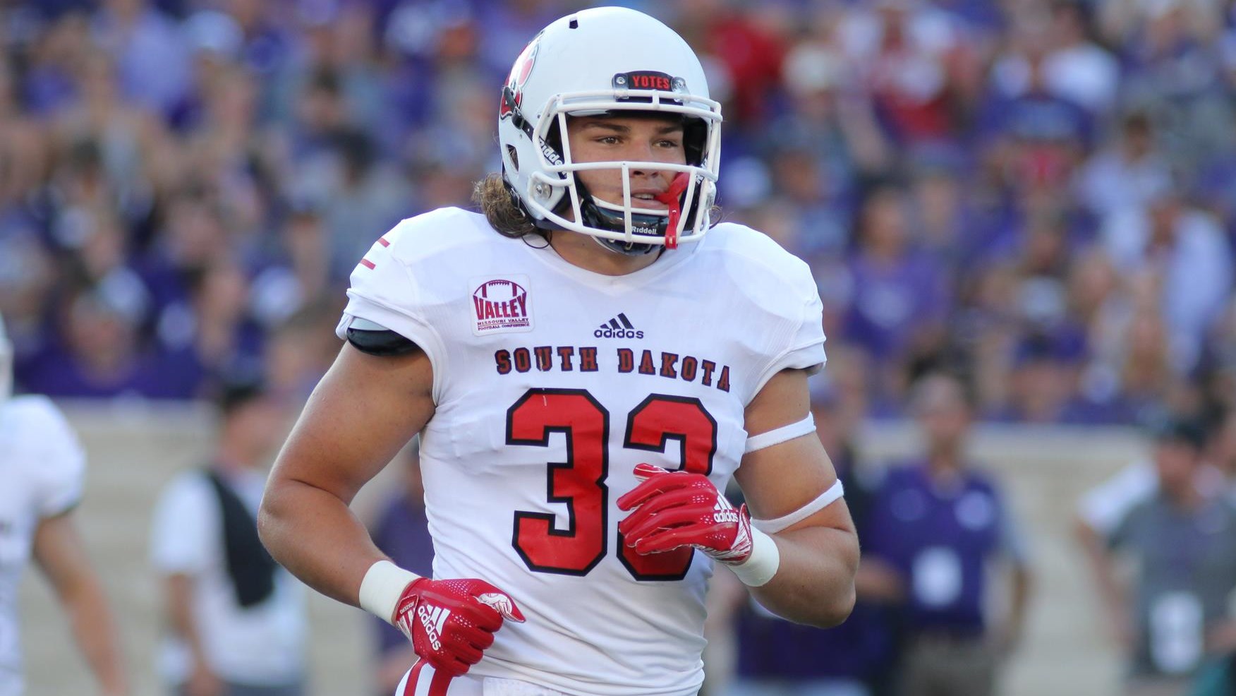 Canaan Cox - Football - University of South Dakota Athletics