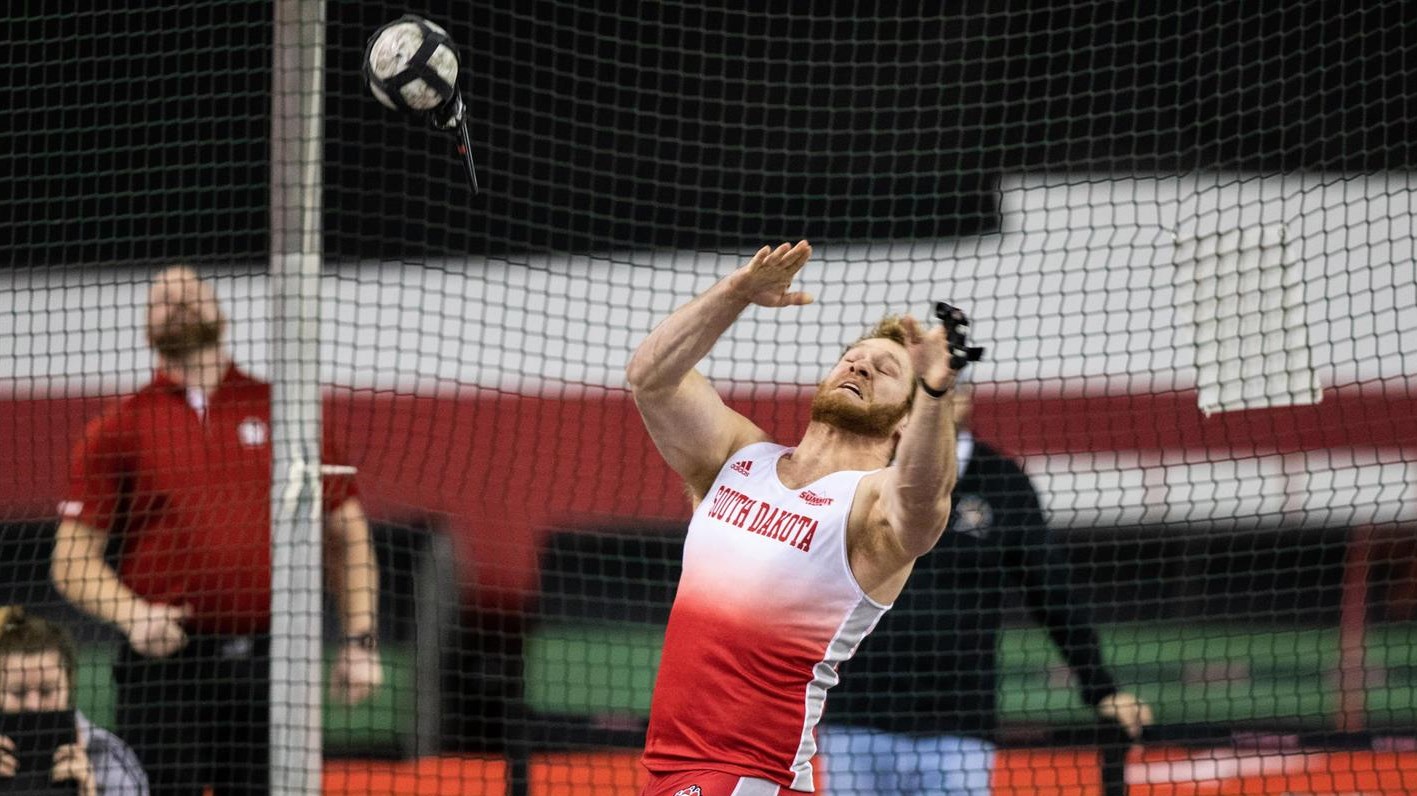 Ethan Fenchel - Track and Field - University of South Dakota Athletics