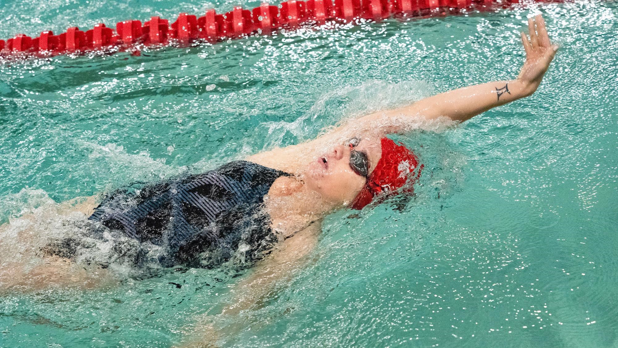 Abby Hollub - Swimming and Diving - University of South Dakota Athletics