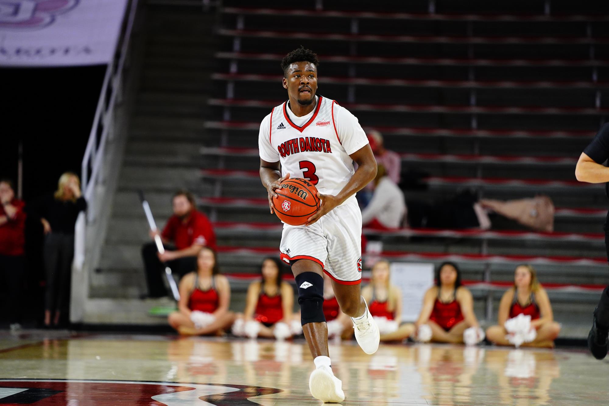 Triston Simpson - Men's Basketball - University of South Dakota Athletics
