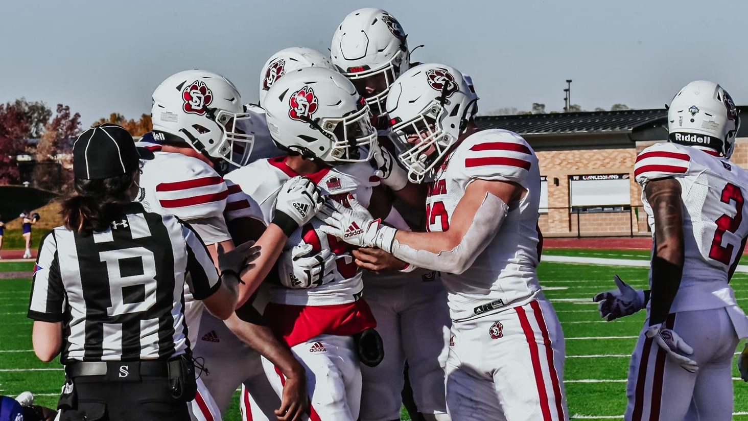 Johnathan Lewis - Football - University of South Dakota Athletics