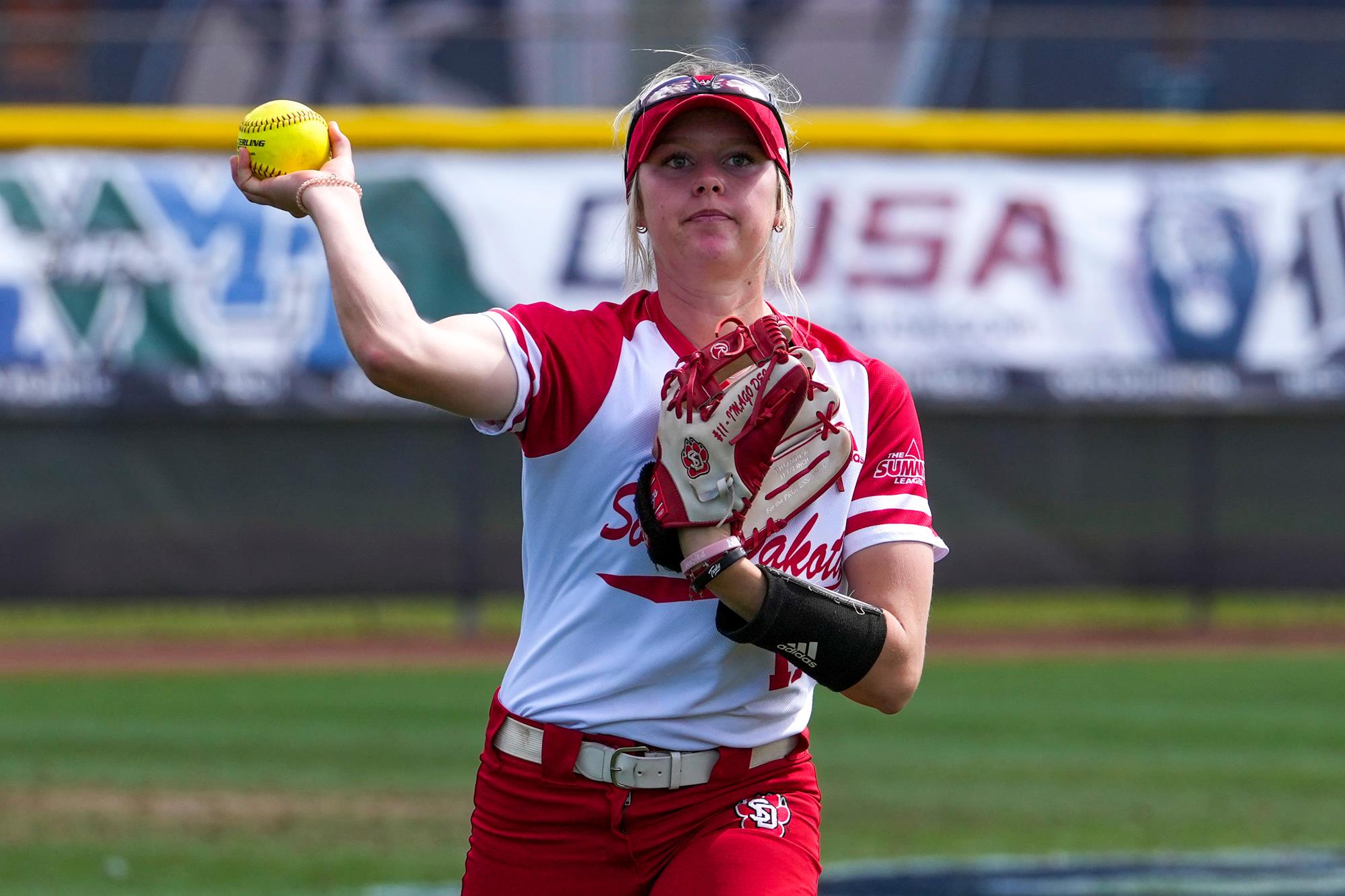 Rylee Nicholson - Softball - University of South Dakota Athletics