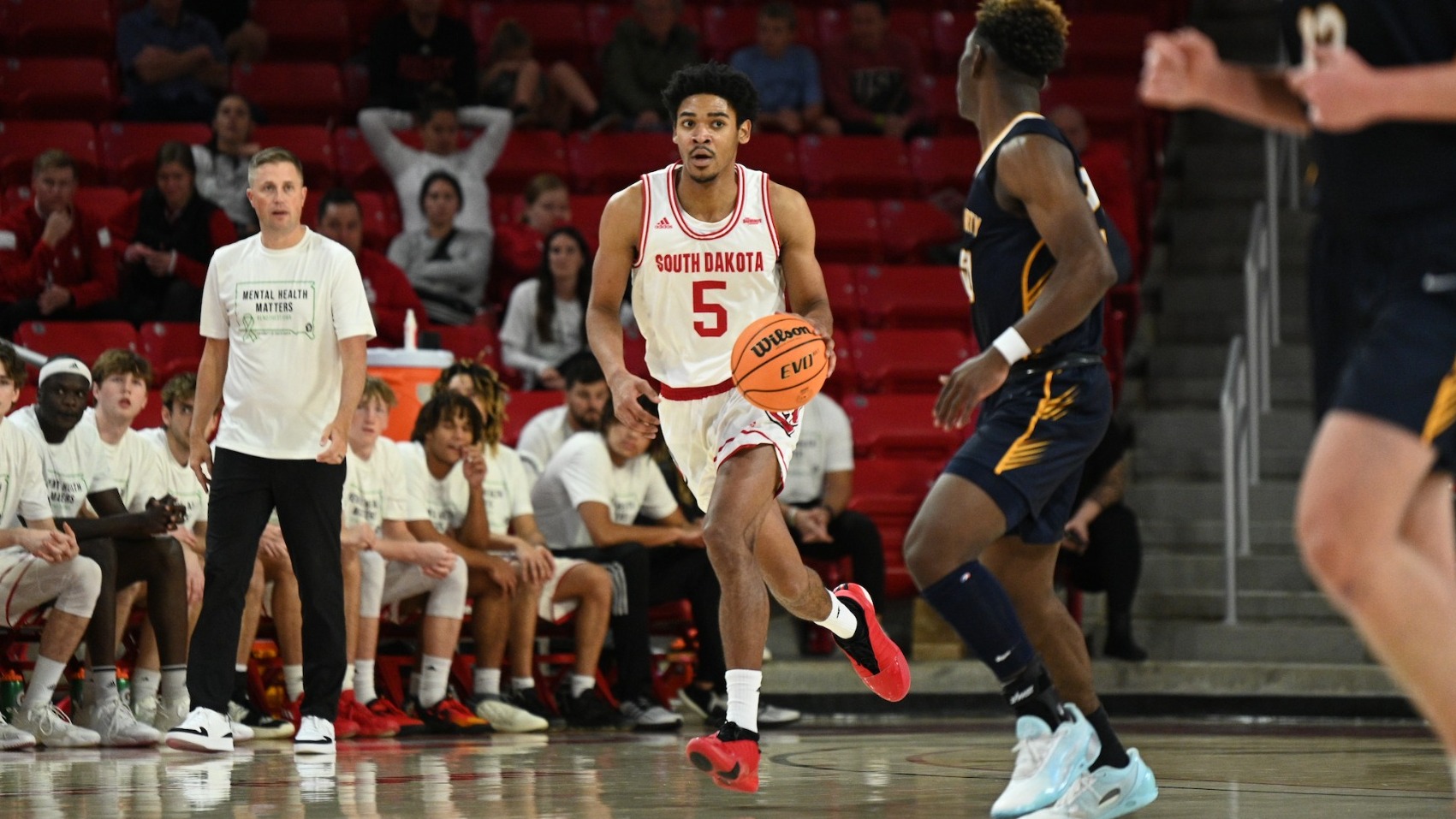 Coyotes pick up first win of the season - University of South Dakota ...