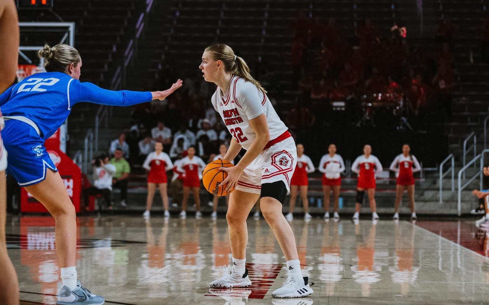 Madison Grange - Women's Basketball - University of South Dakota Athletics