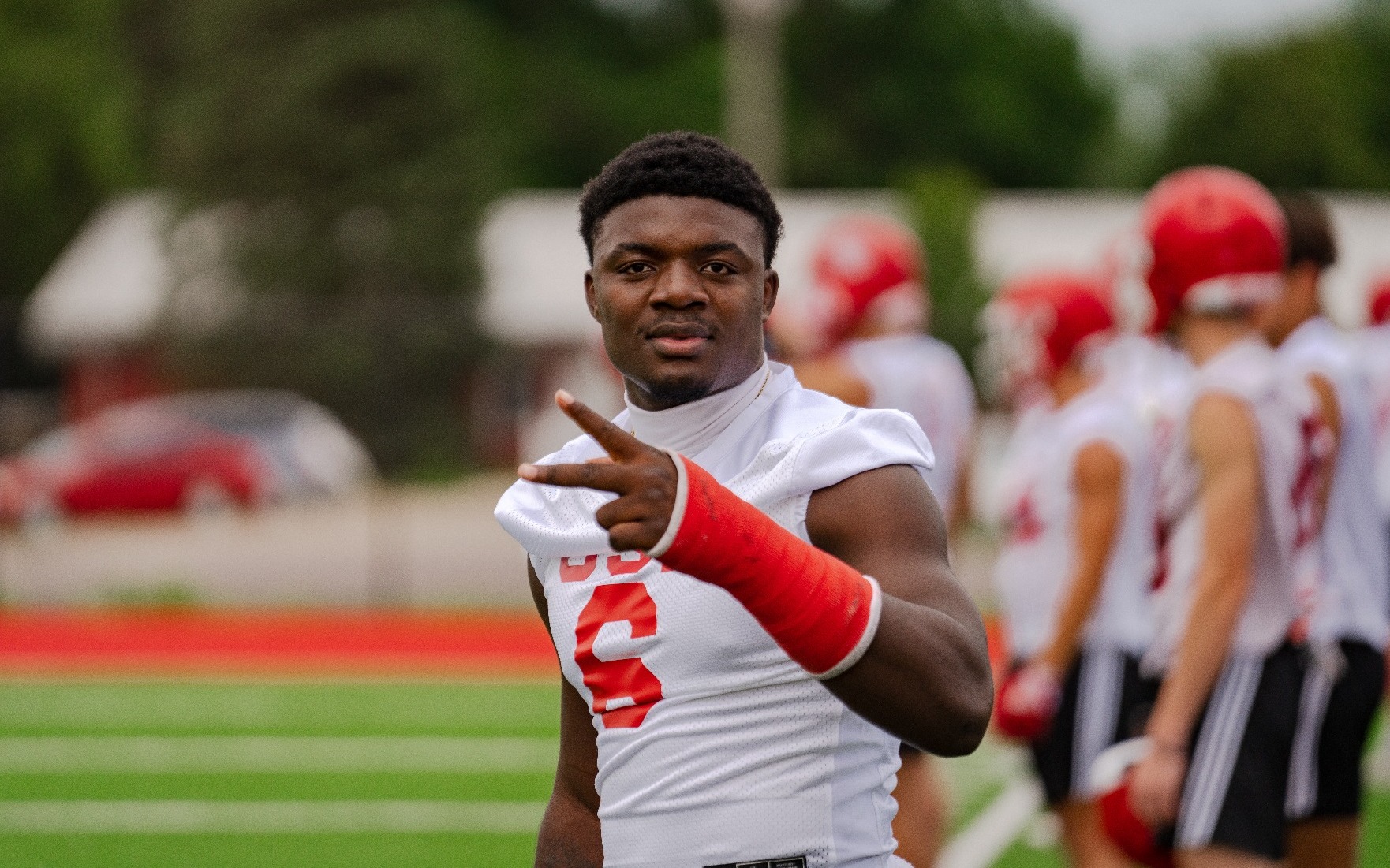 Makai Lovett - Football - University of South Dakota Athletics