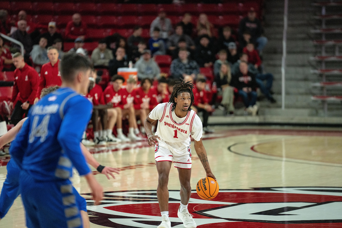 Kaleb Stewart - Men's Basketball - University of South Dakota Athletics