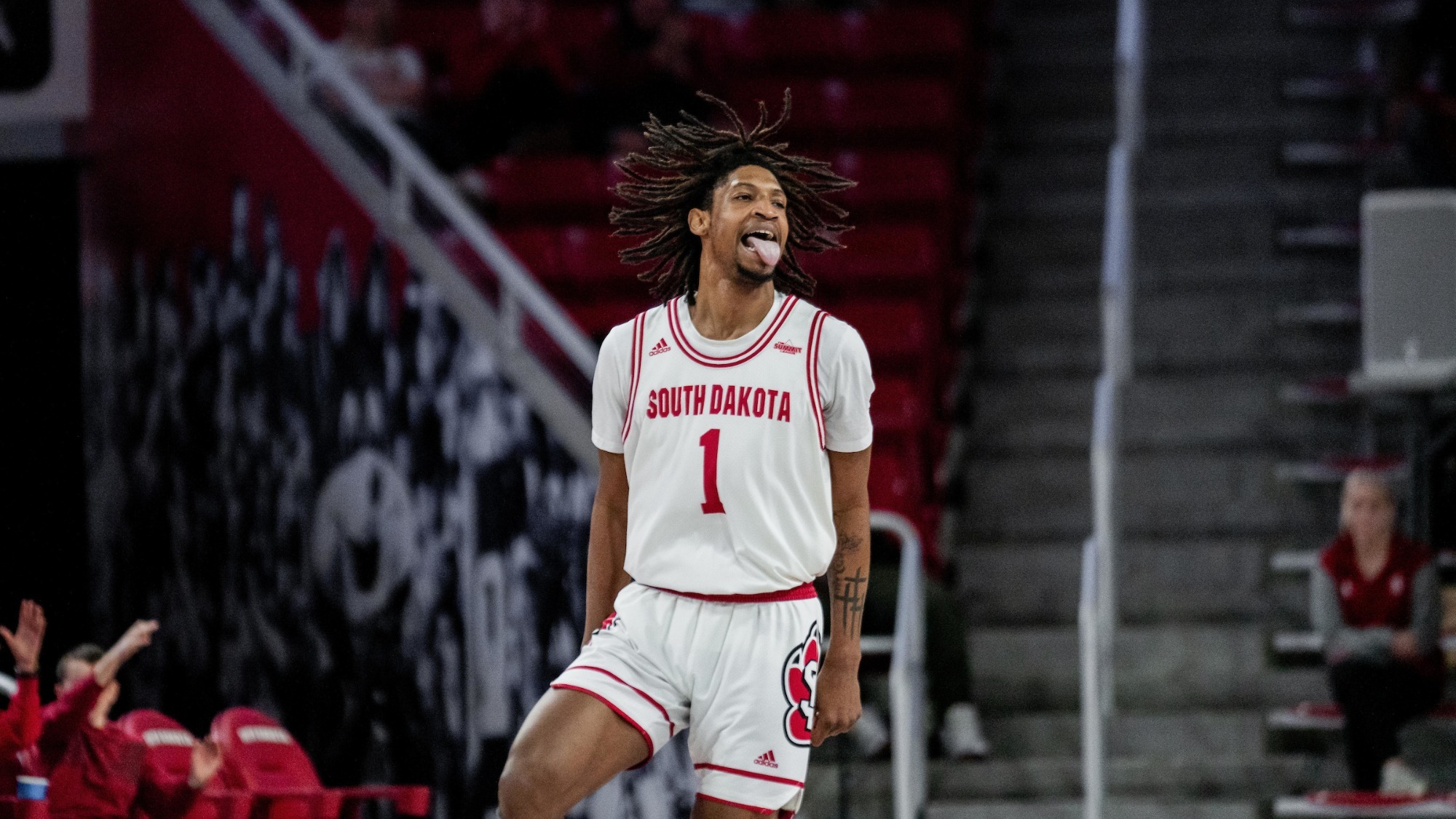 Kaleb Stewart - Men's Basketball - University of South Dakota Athletics