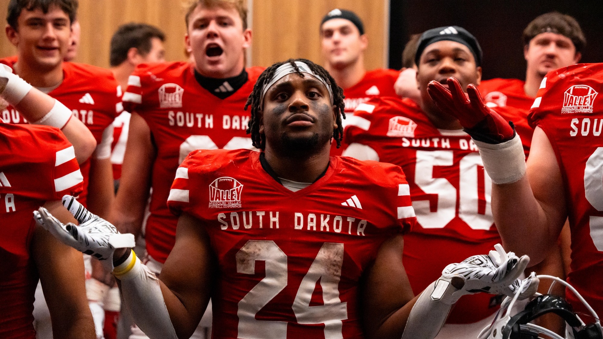 PREVIEW: South Dakota Heads South for FCS Second Round Contest ...