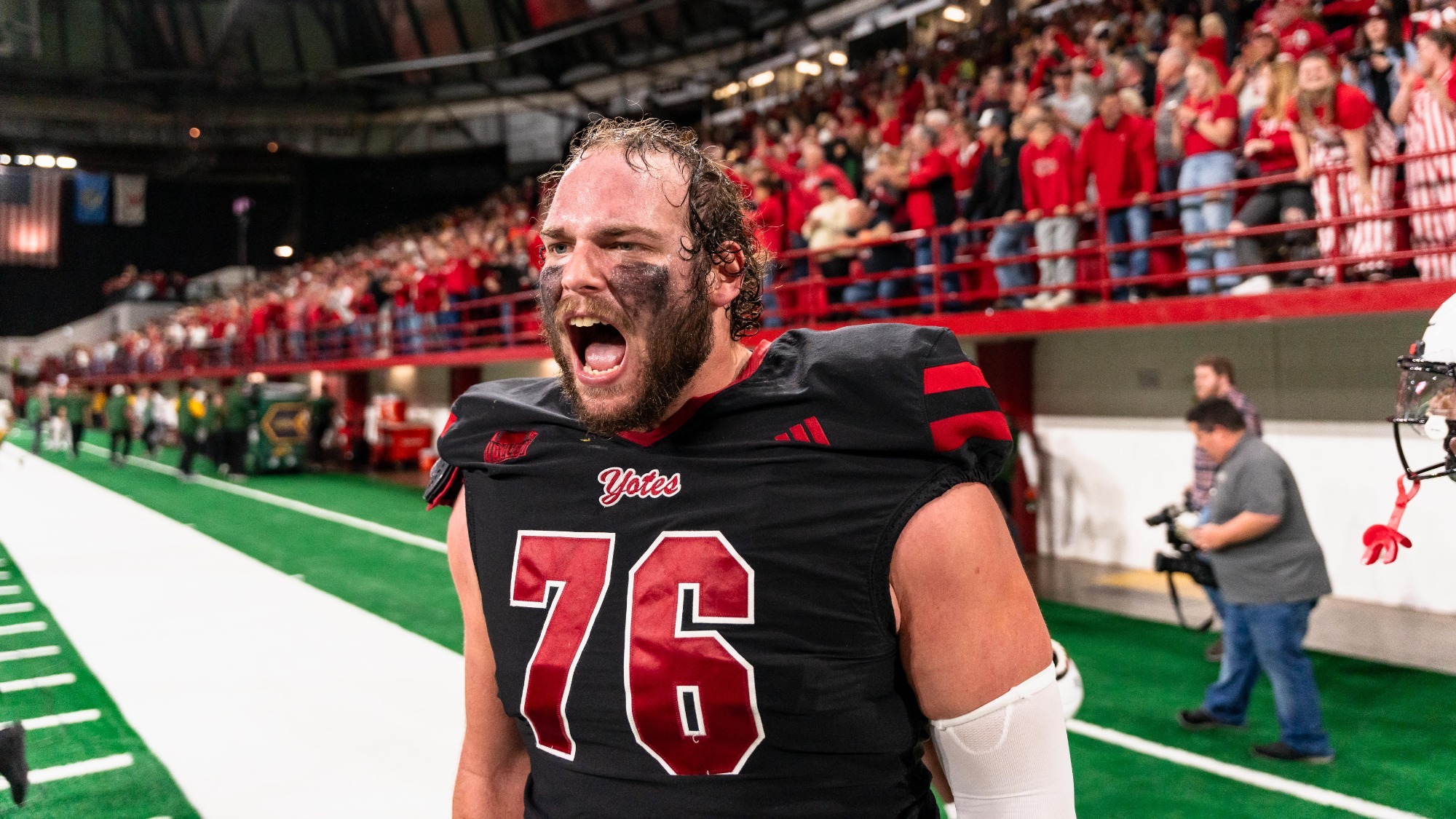 Football Announces Transfer Signing Class - University of South Dakota ...