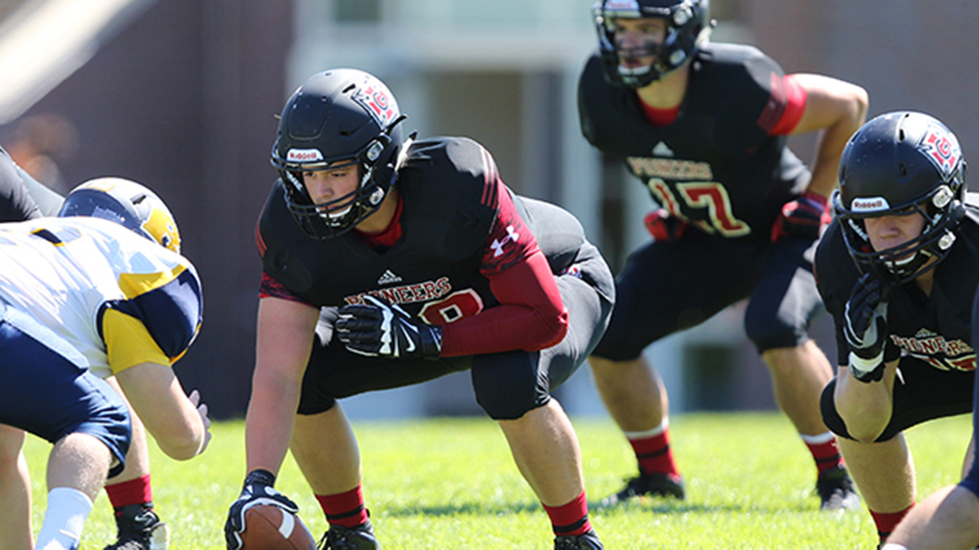 Pioneer football team looking forward to 2016 campaign - Grinnell ...