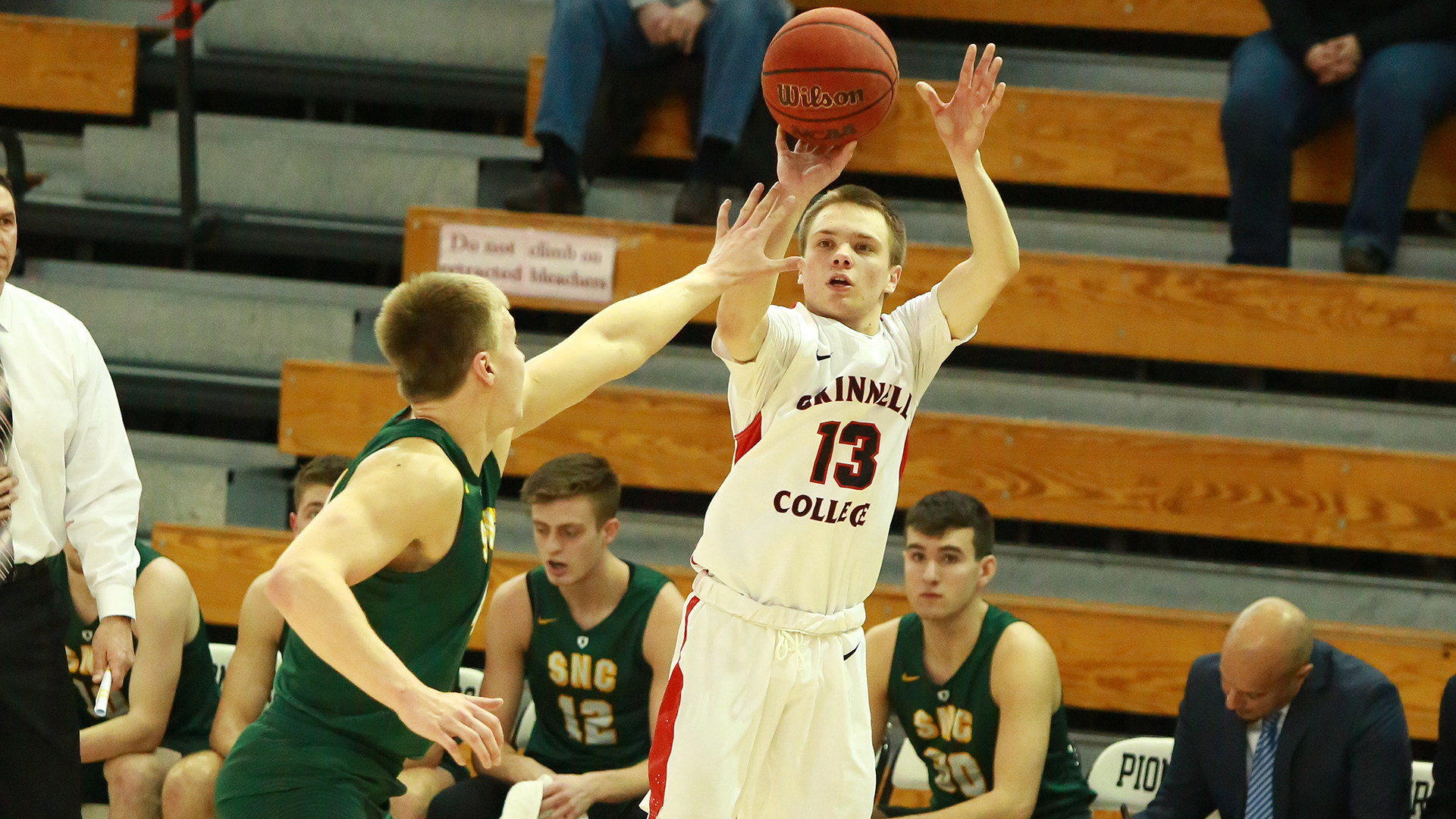 Aiden Gilbert - Men's Basketball - Grinnell College Athletics