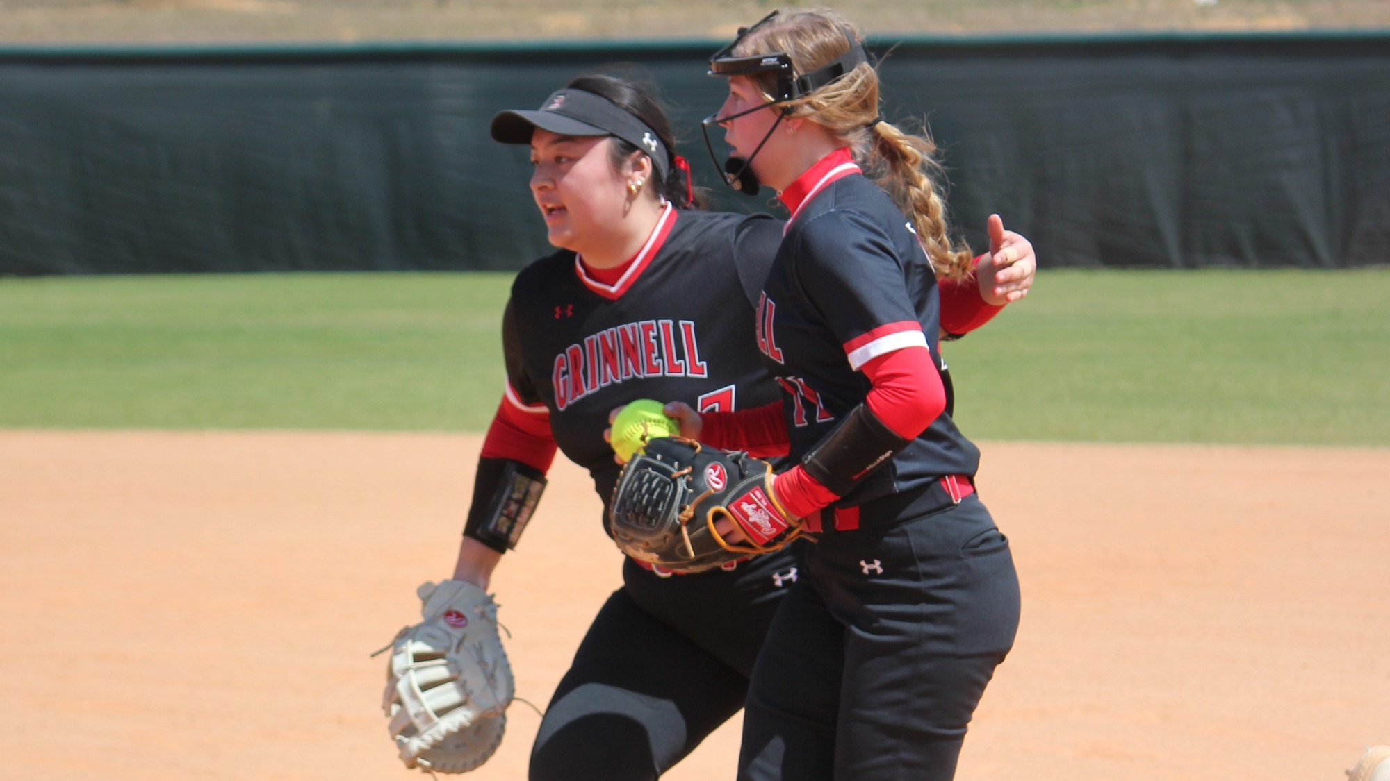 GC softball team is impressive with pair of wins on opening day of ...