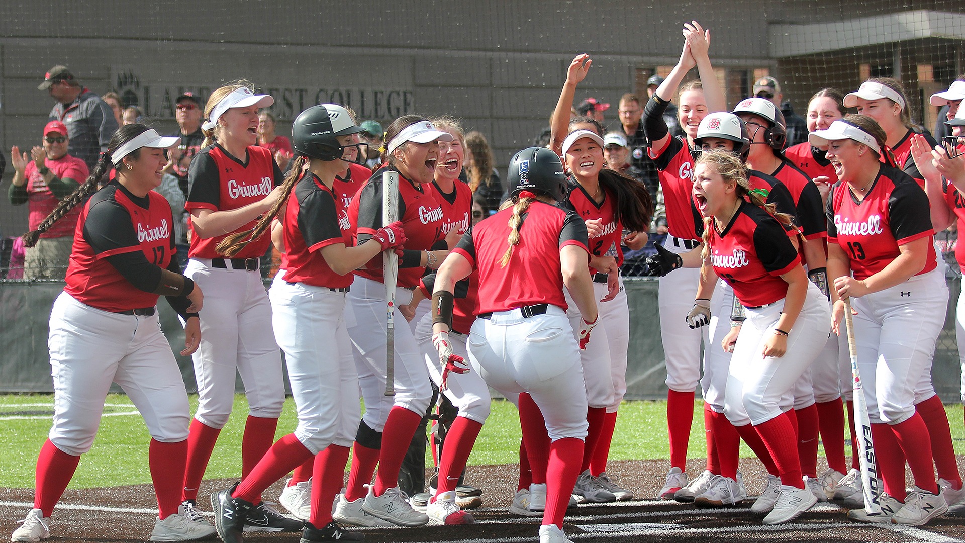 Grinnell softball team takes down IC and Lake Forest to move within 1 ...