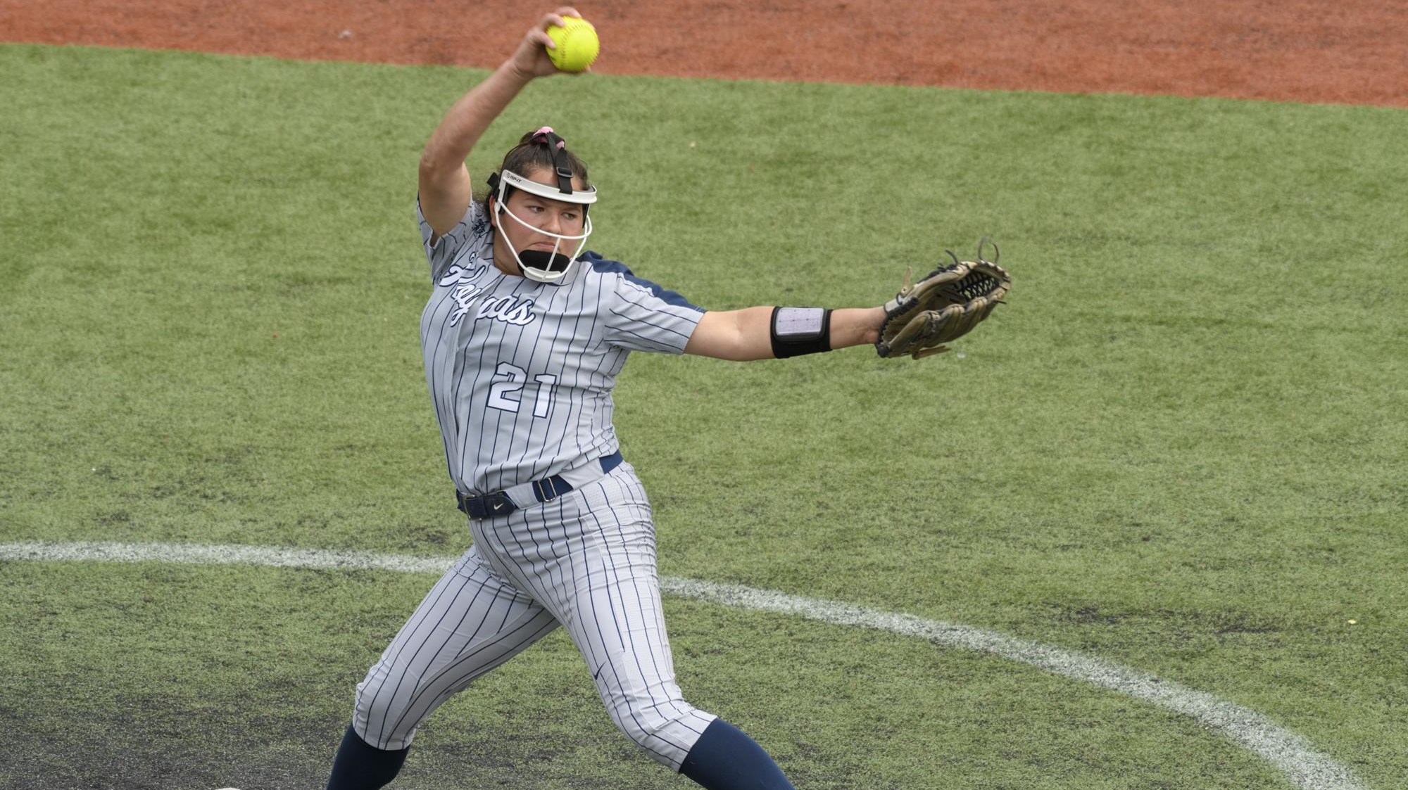 London Diller - Softball - Georgetown University Athletics