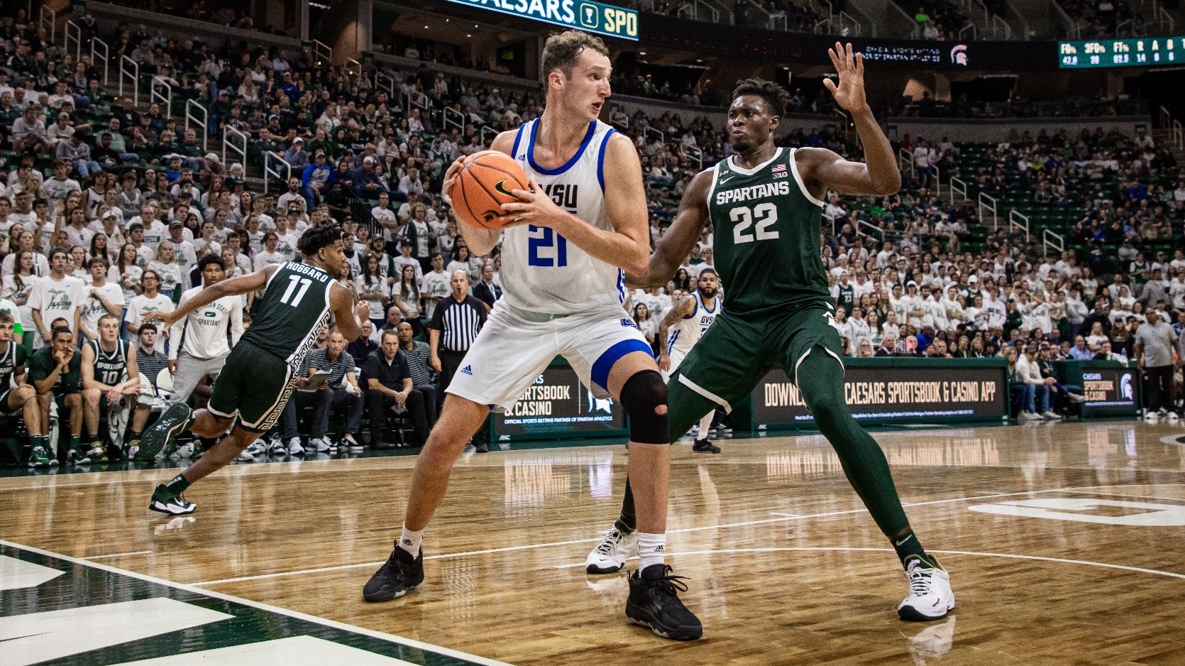 Marius Grazulis - 2023-24 - Men's Basketball - Grand Valley State ...