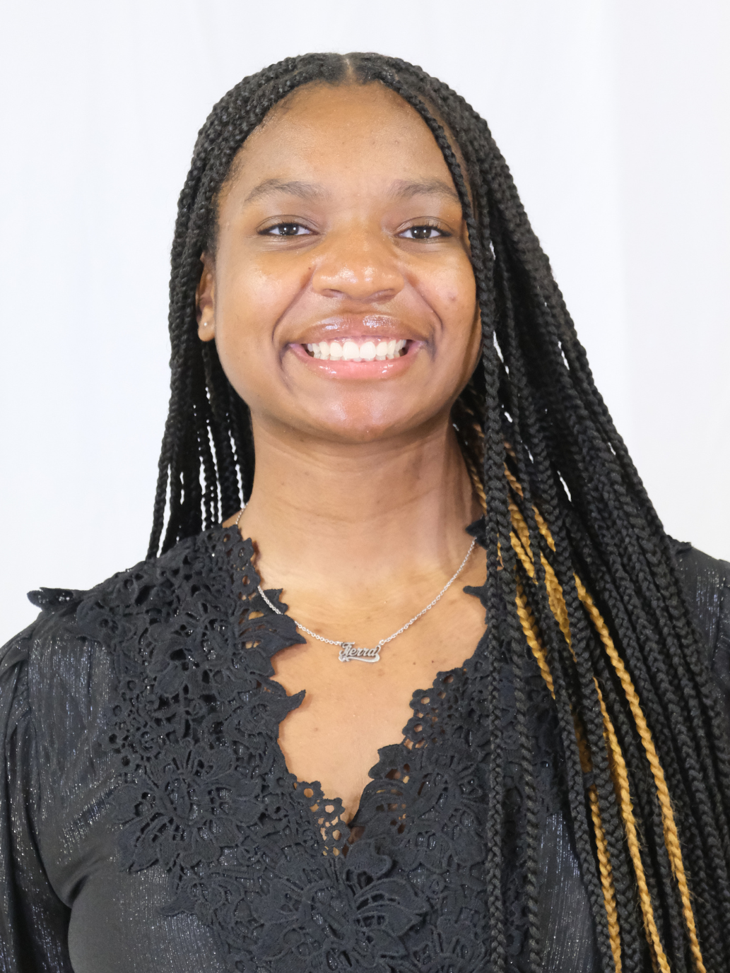 Tierra Floyd - Women's Basketball Coach - Gardner-Webb University Athletics