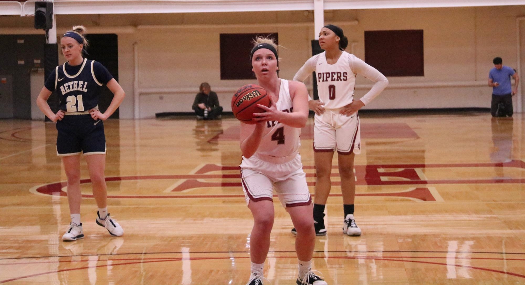 Gabby Robinson - 2021-22 - Women's Basketball - Hamline University ...