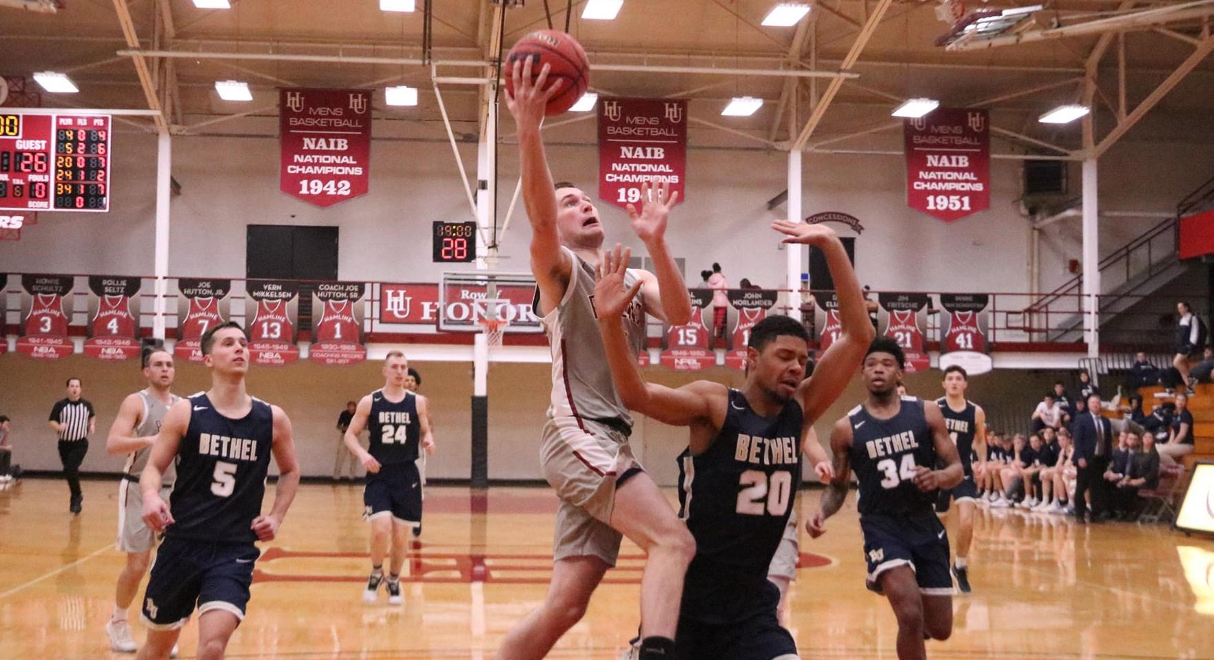 Luke Siwek - 2021-22 - Men's Basketball - Hamline University Athletics