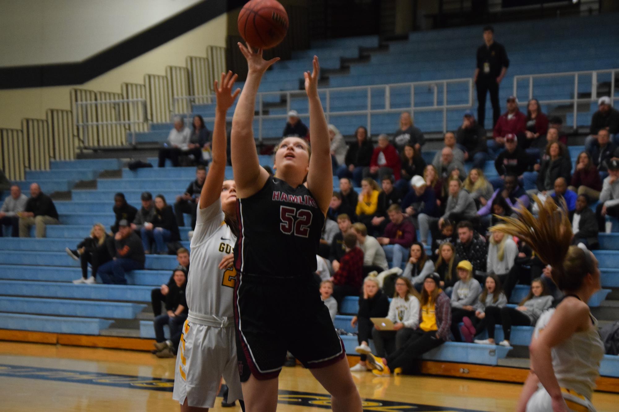 Sarah Loken - 2021-22 - Women's Basketball - Hamline University Athletics