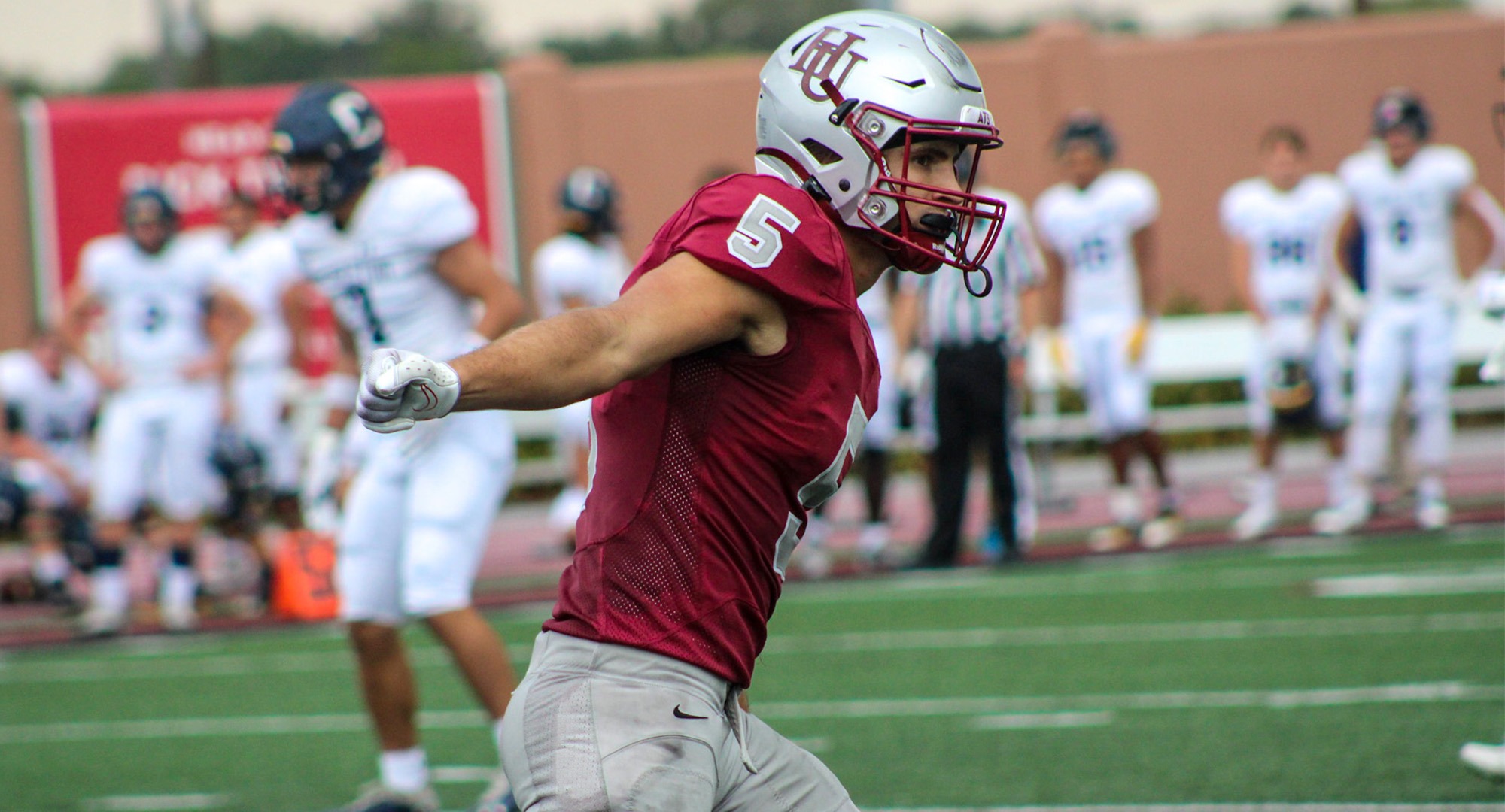 Football Comes Up Short in 2022 Season Finale - Hamline University ...