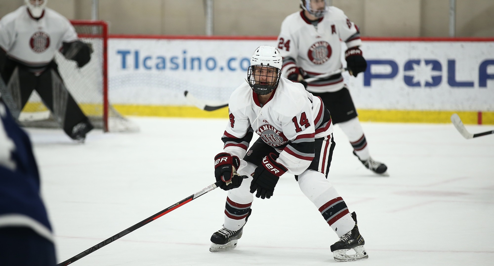 The Pipers Fall to the Visiting Johnnies 4-1 - Hamline University Athletics