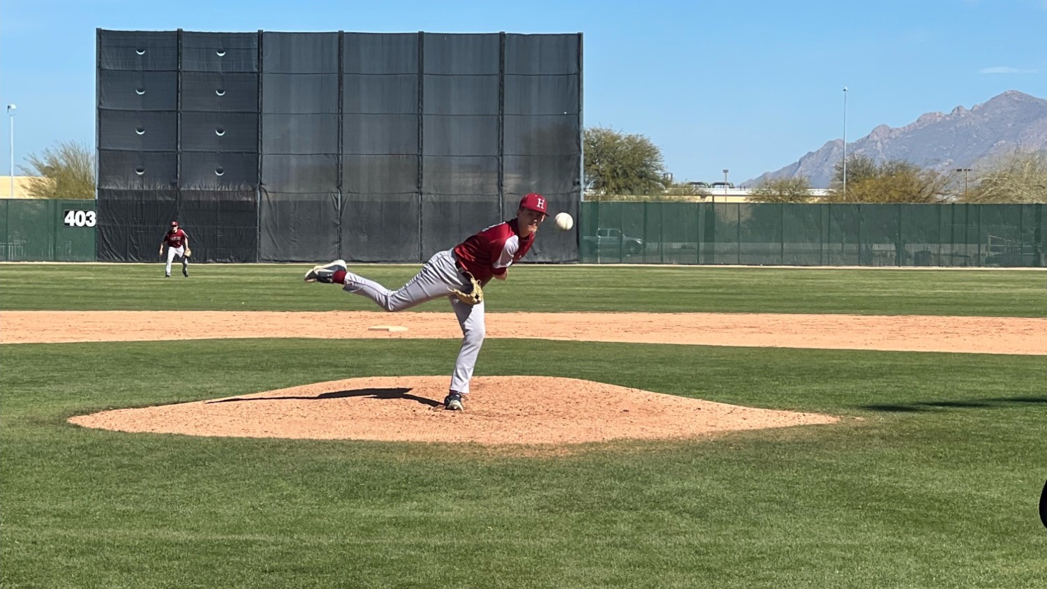 Hamline Baseball Battles Back for Doubleheader Split in Tucson ...