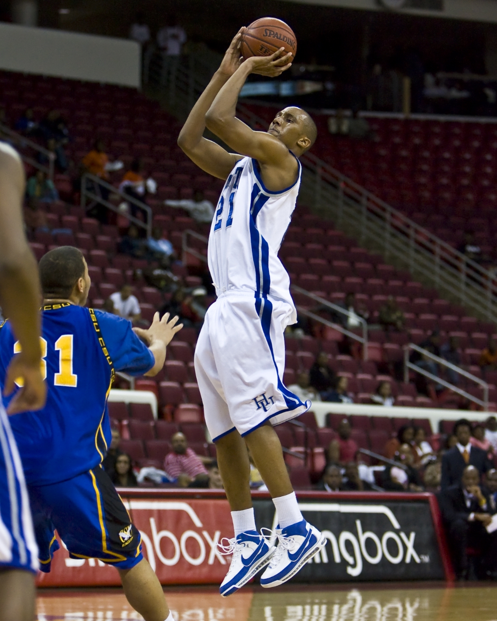 Michael Freeman - Men's Basketball - Hampton University Athletics