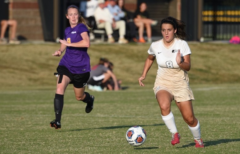 Larkin Hatcher - Women's Soccer - Harding University Athletics