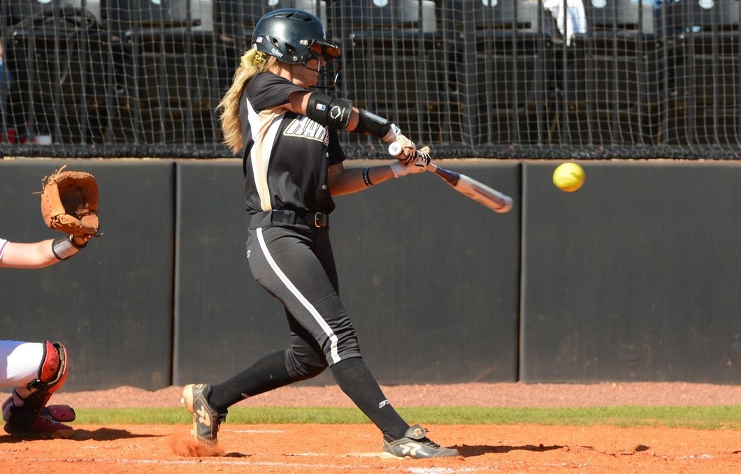 Marley Edwards - Softball - Harding University Athletics