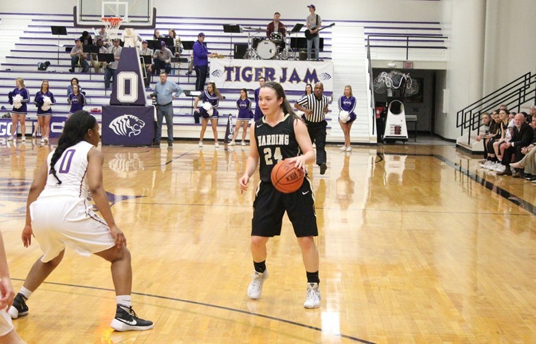 Lundon Williams - Women's Basketball - Harding University Athletics