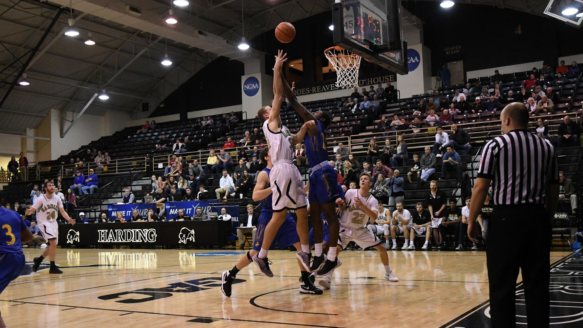 Adam Horn - Men's Basketball - Harding University Athletics