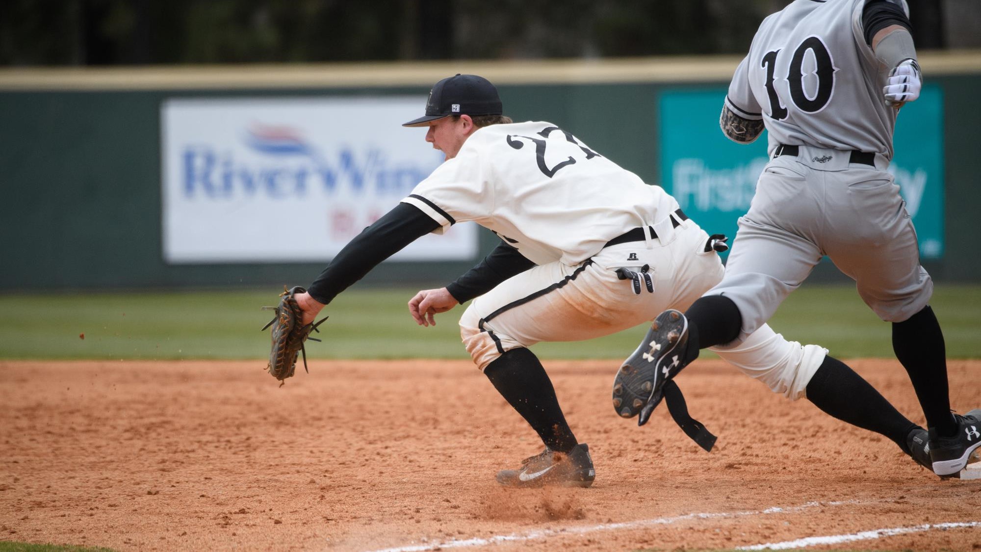 Harding Baseball Splits Two One-Run Games at East Central - Harding ...