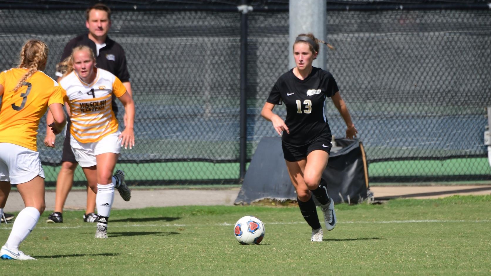 Emma Roberts - Women's Soccer - Harding University Athletics