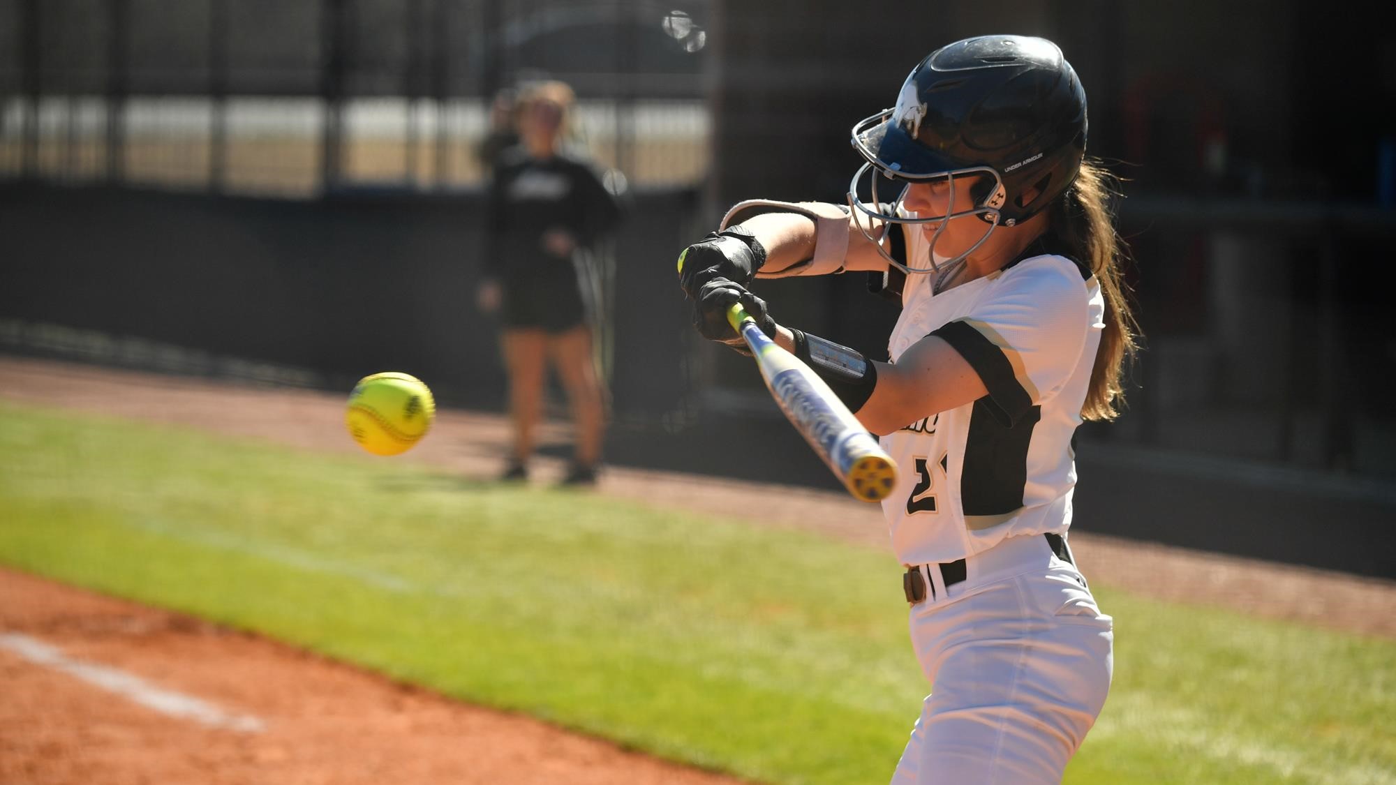 Lauren Bazan - Softball - Harding University Athletics
