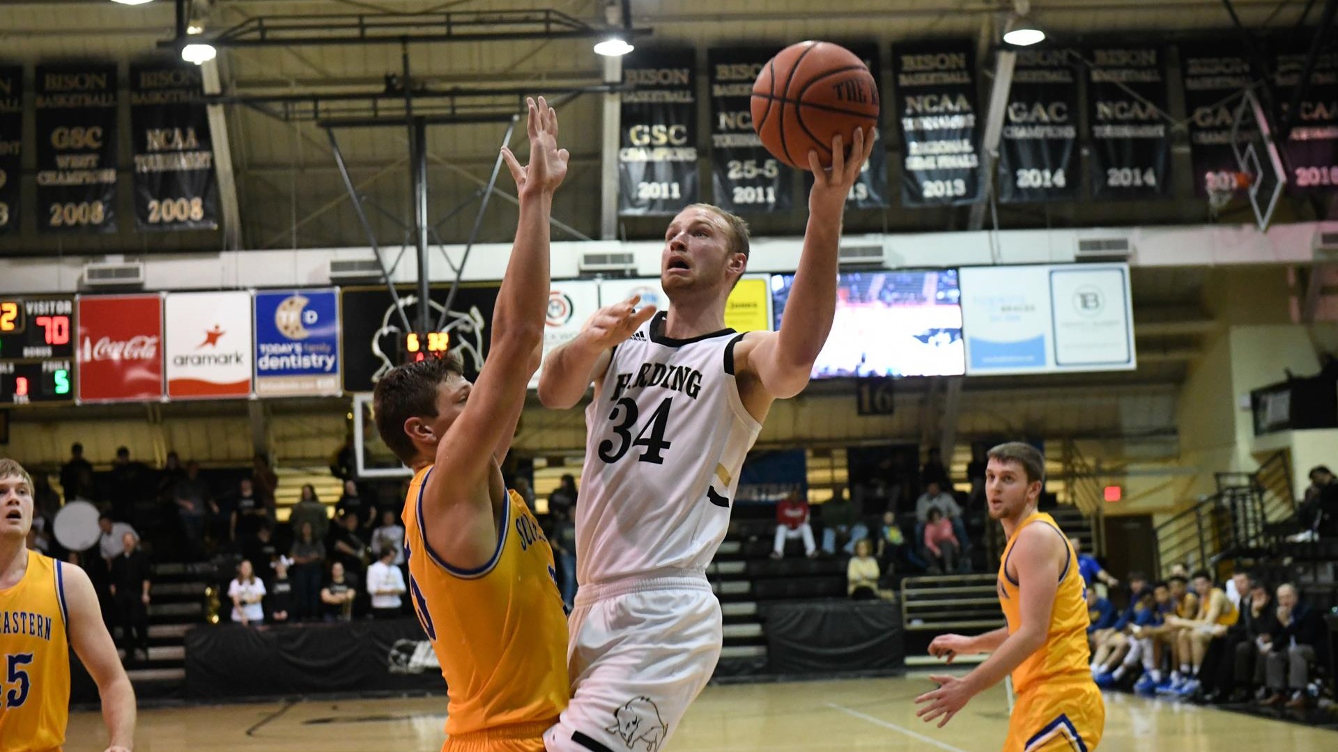 Adam Horn - Men's Basketball - Harding University Athletics