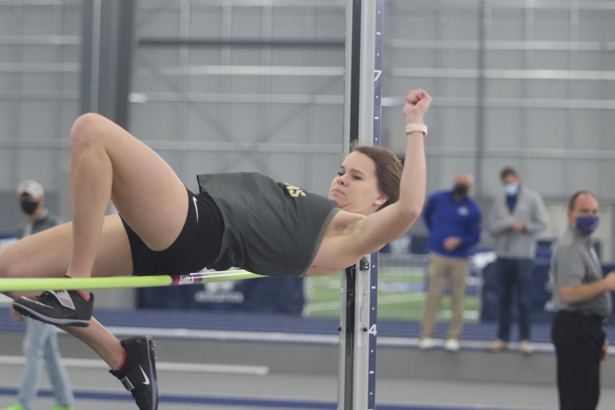 Lauren Shell - Women's Track - Harding University Athletics