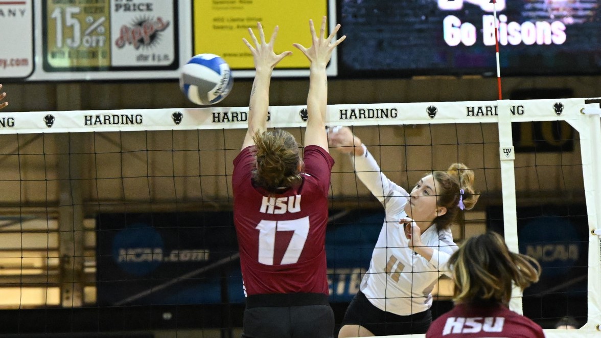 Volleyball Opens GAC Play with Sweep - Harding University Athletics