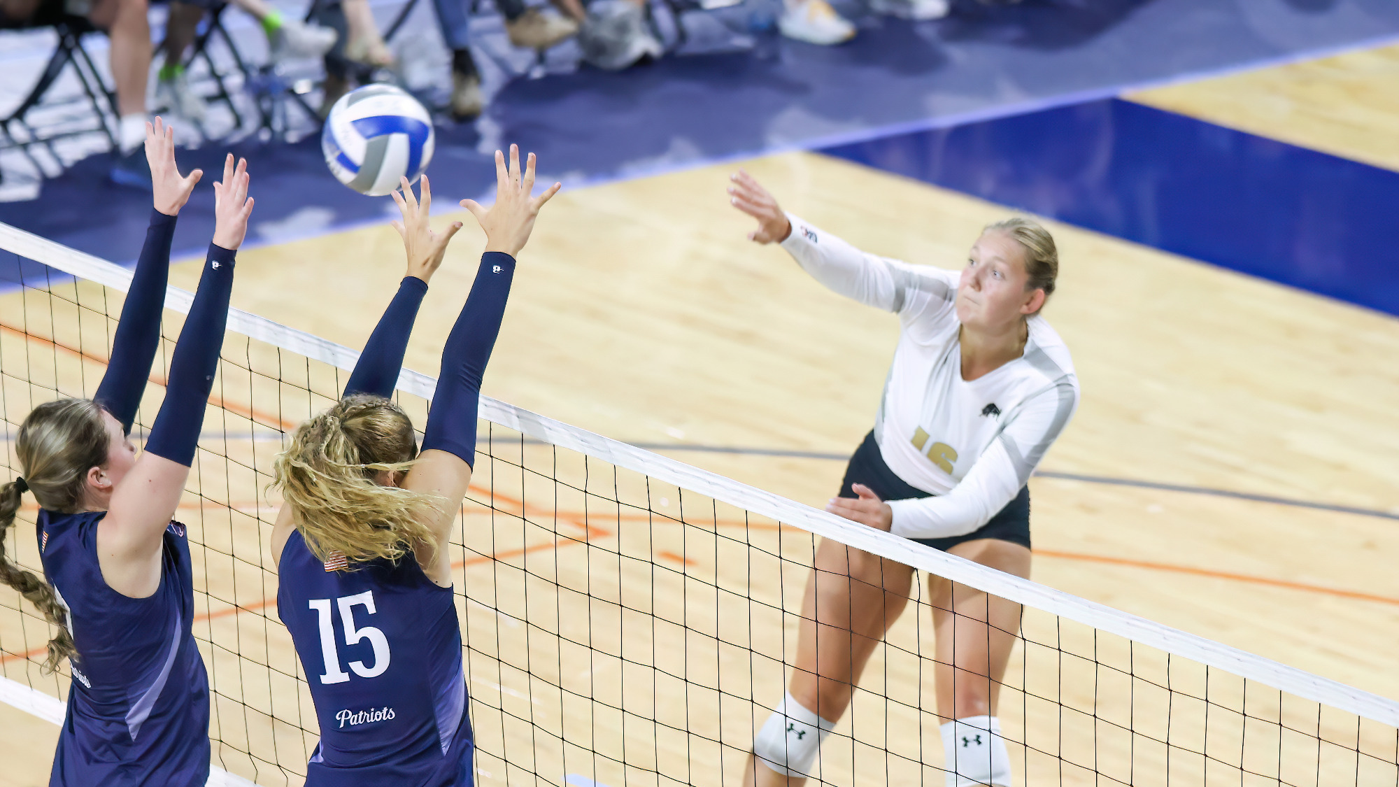 Harding Volleyball Dominates Henderson State in Straight Sets - Harding ...