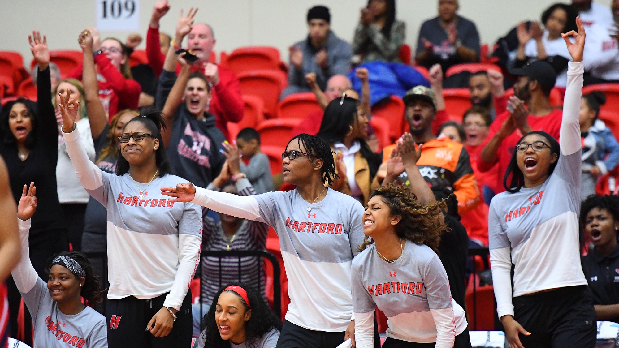 Azariah Wade - 2019-20 - Women's Basketball - University of Hartford ...