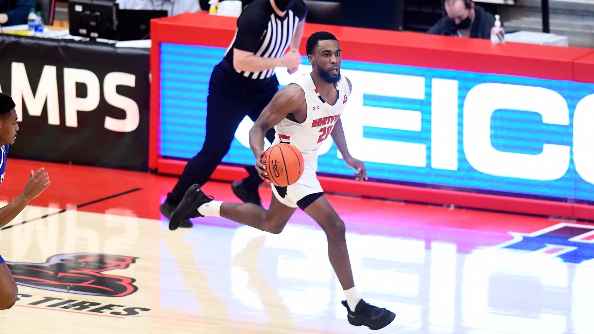 Austin Williams - 2021-22 - Men's Basketball - University of Hartford ...