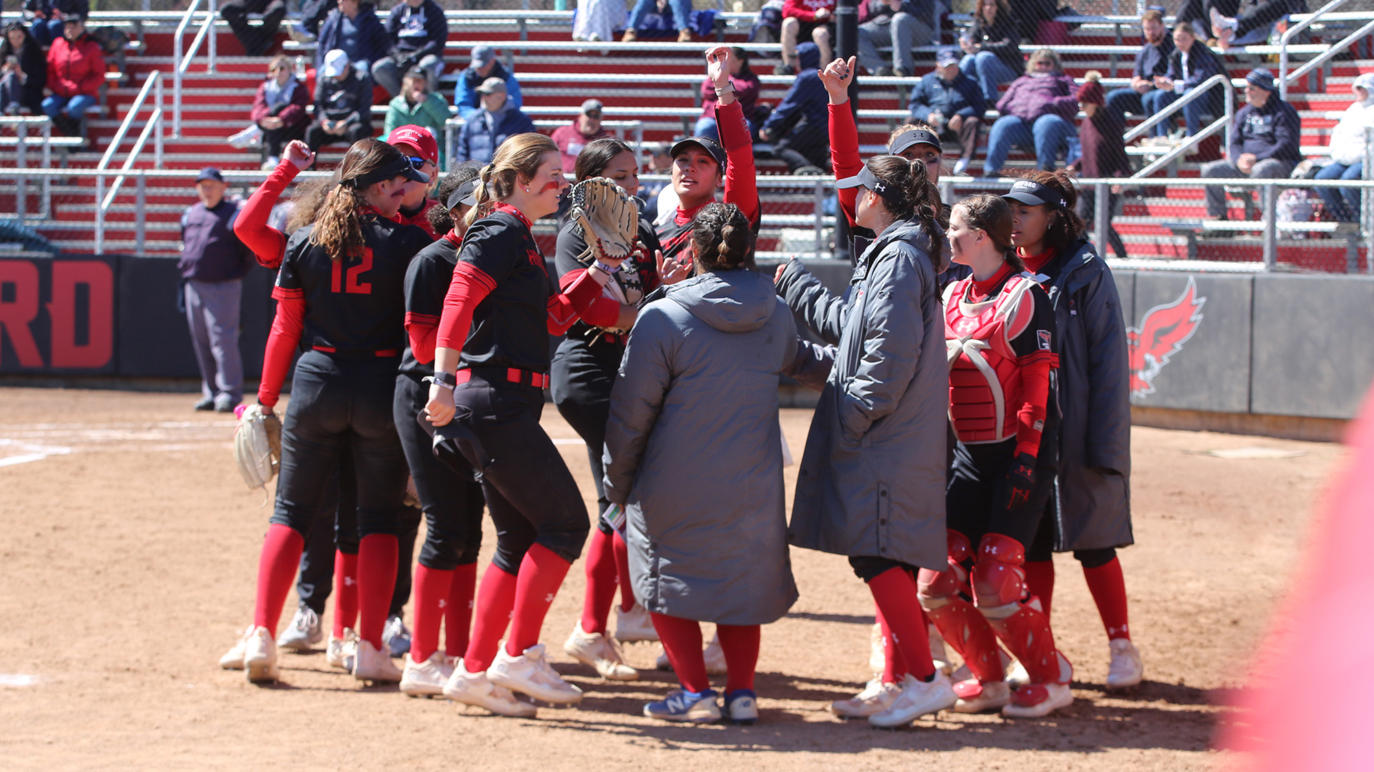 Softball rebounds to earn split - University of Hartford Athletics