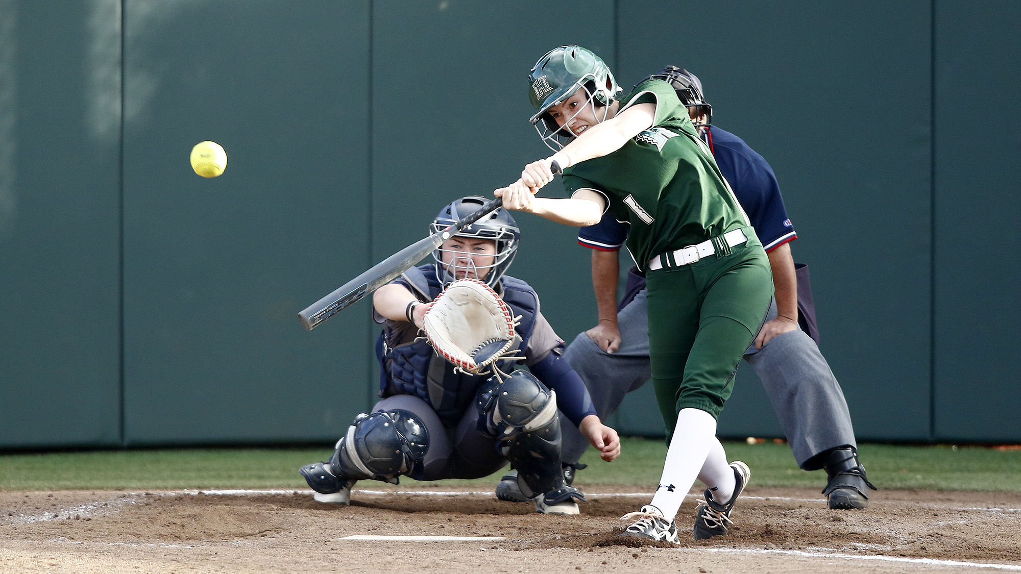 Heather Cameron - Softball - University of Hawai'i at Manoa Athletics