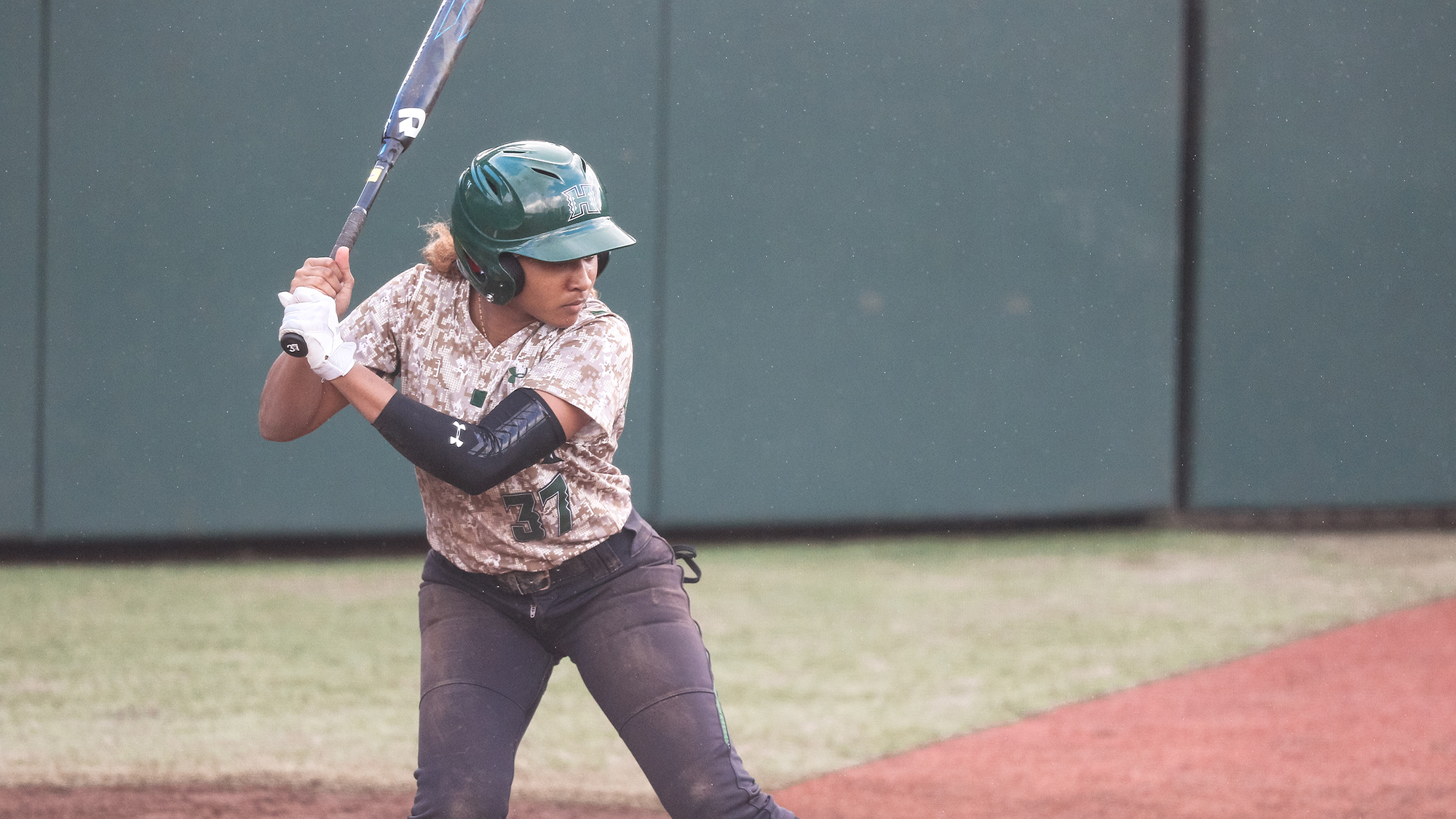 Mya'Liah Bethea - Softball - University of Hawai'i at Manoa Athletics
